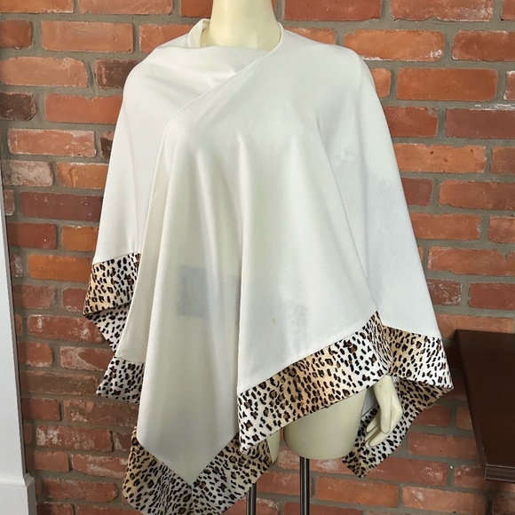 Accessories | Gorgeous Beige Shawl Wrap With Leopard Print Border One ...